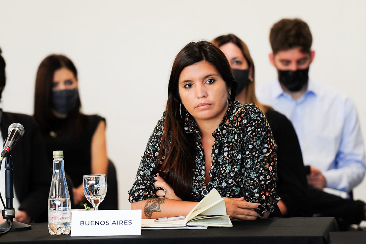 Daniela Vilar participó de la Asamblea Extraordinaria del Consejo Federal de Medio Ambiente en ...